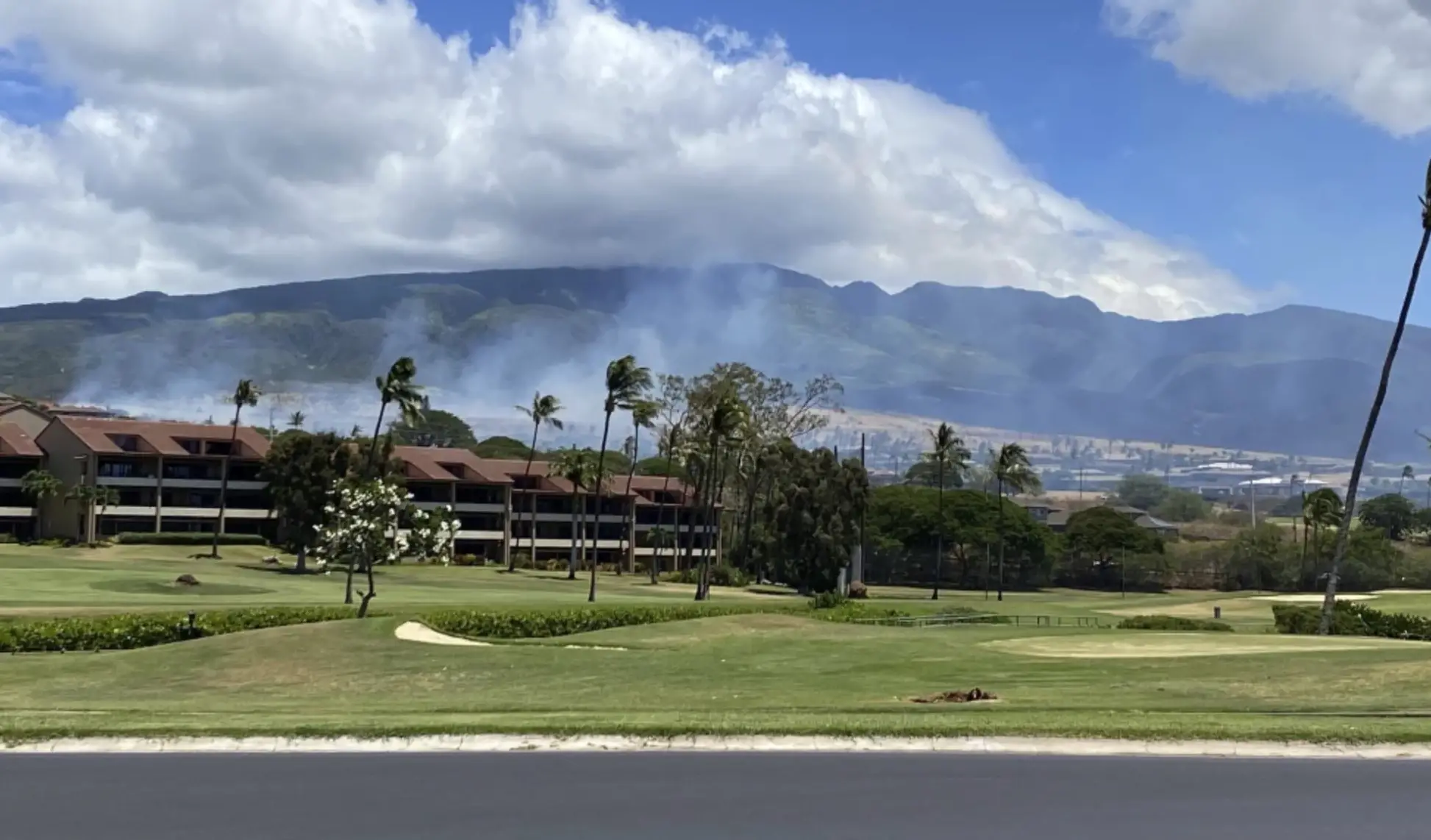 Hawaii Authorities Issue Lahaina Evacuation Order After New Brush Fire ...