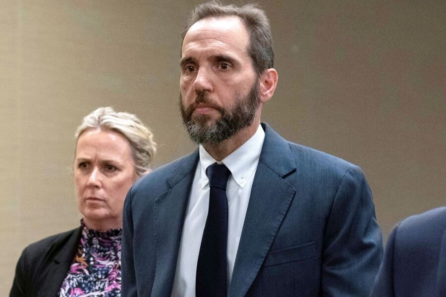 BREAKING UPDATE: Special Counsel Jack Smith Threatens Judge Over Her ...